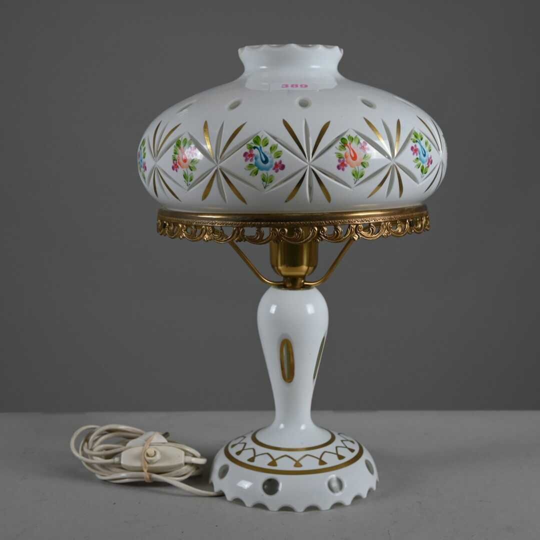Bordslampa glas Böhmen (53519) — Luleå Auktionsverk